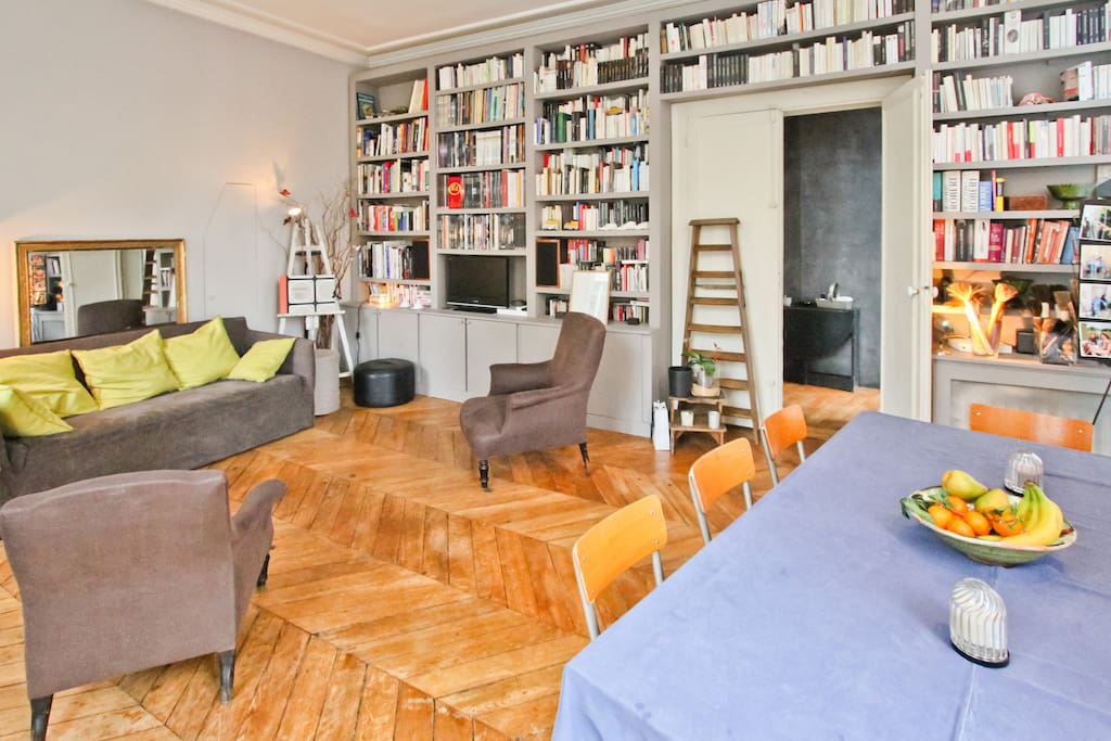 In the heart of St Germain des Près - Apartments for Rent in Paris