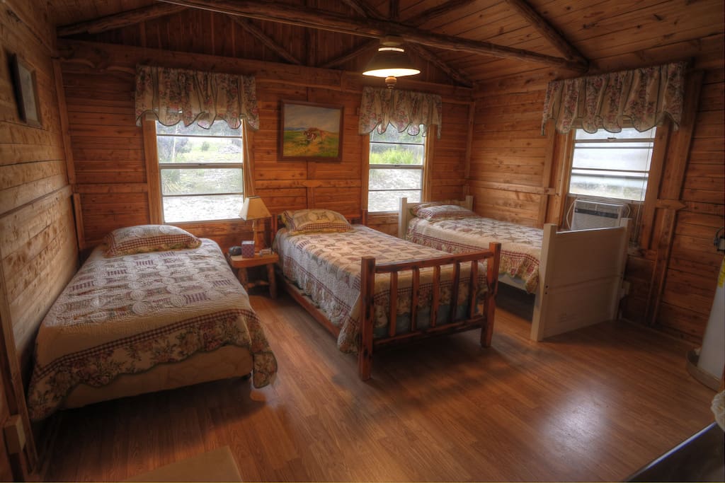 Nonnie's Cabin, Leakey, Texas in Leakey