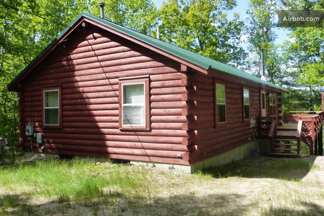 Beautiful Cabin on Balch Lake in Wakefield