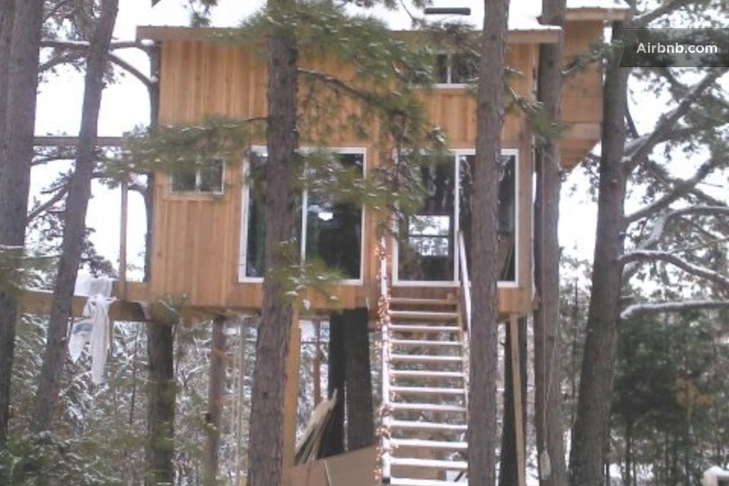 Tree House Tiny House Farm Retreat - Treehouses for Rent in Grubville